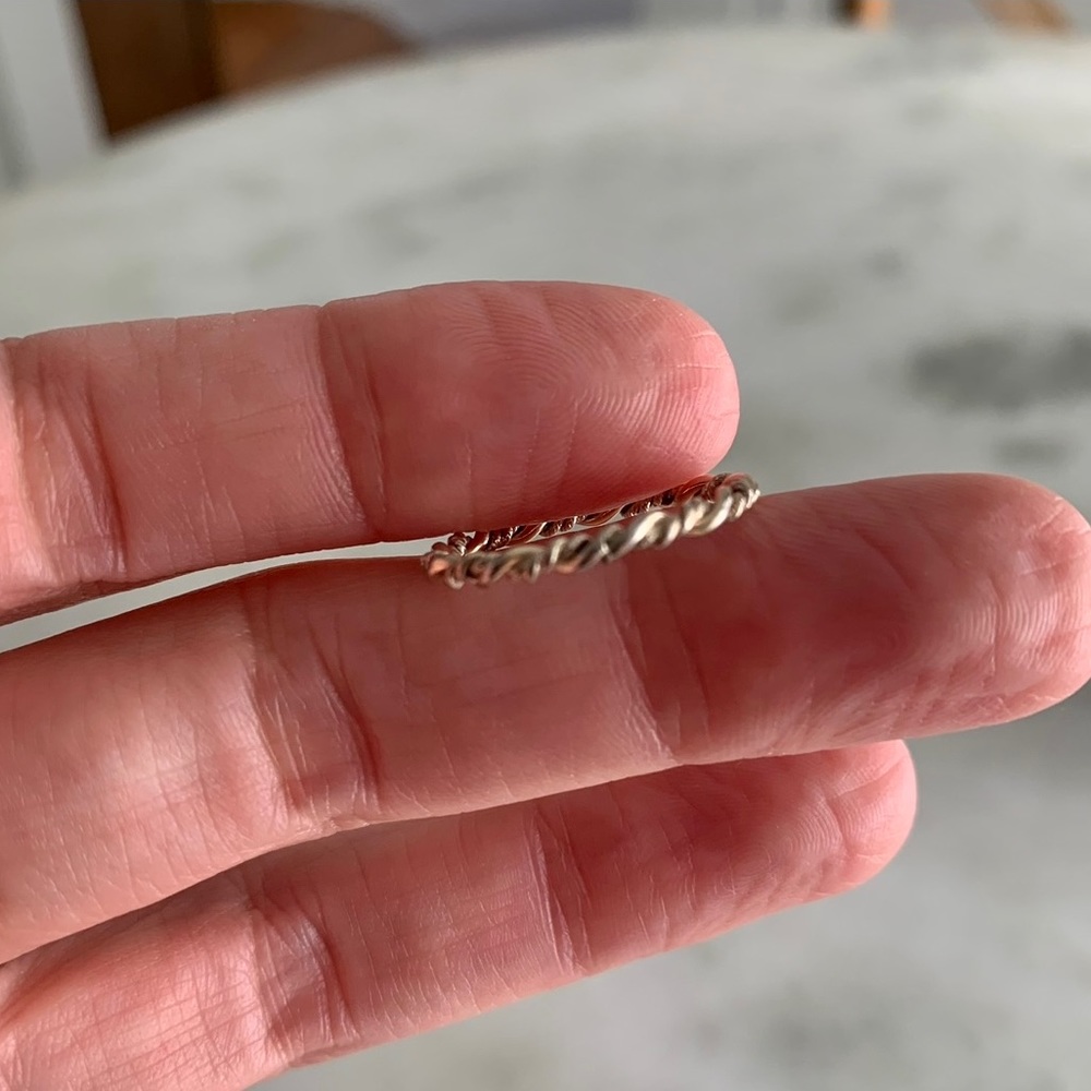 Sterling Silver Twisted Ring - Gem